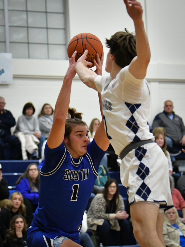 Big man, big game: Hampe helps Muncy rally and win thriller against ...